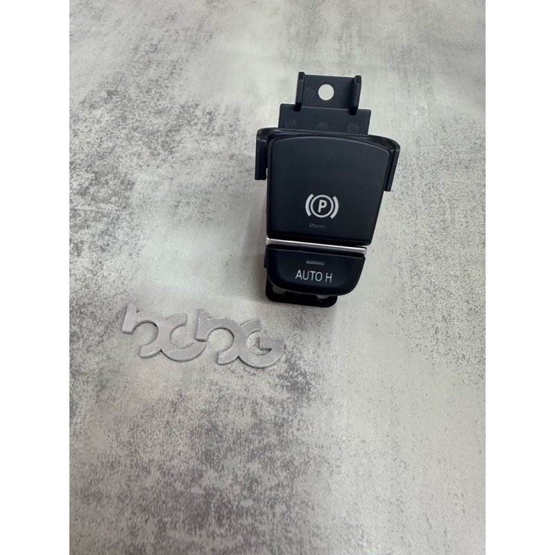 BMW OEM F90 G30 G31 G01 G02 手煞車開關總成 61316842027 開關 總成 刹車 | 蝦皮購物