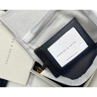CHARLES & KEITH 全新 / 現貨 小CK Tumble PU皮革 零錢包 卡夾 - 黑色 | 蝦皮購物