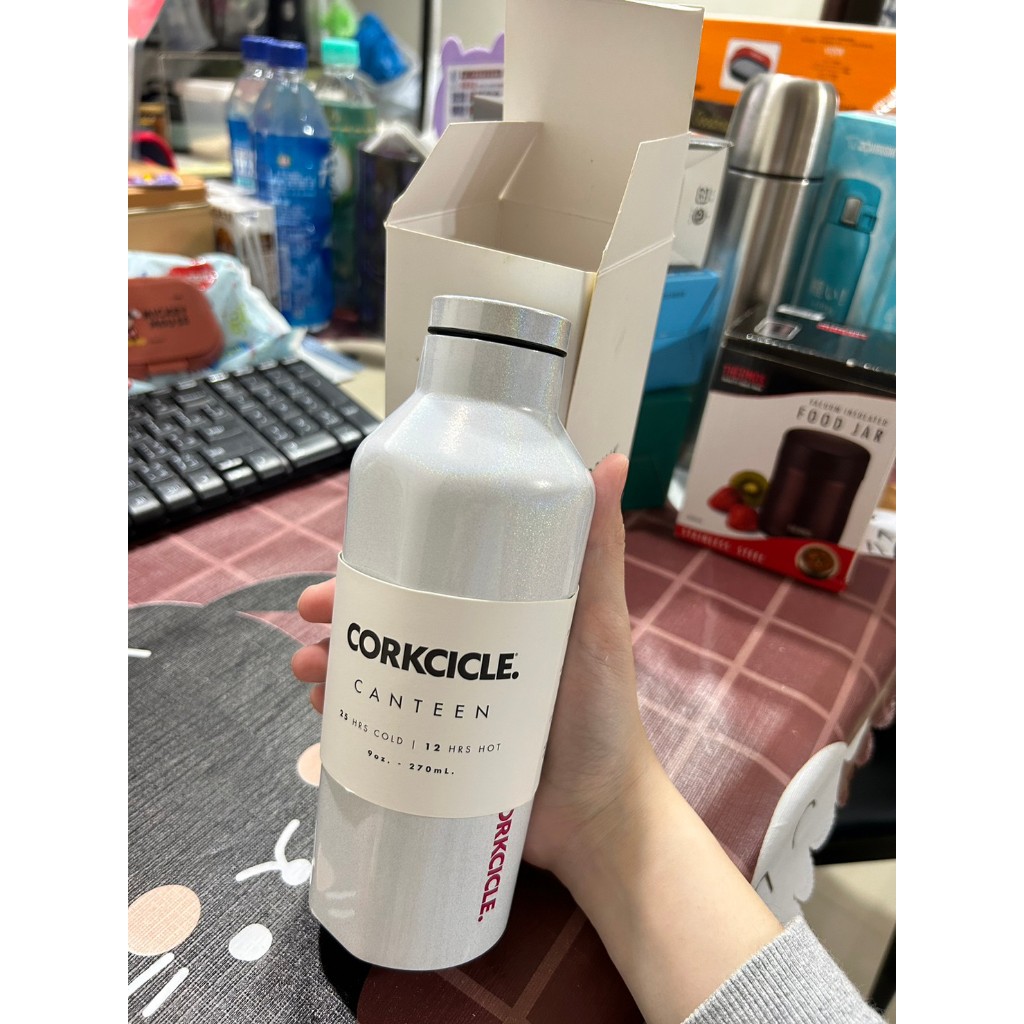 美國CORKCICLE三層真空易口瓶,保溫瓶270ml-銀河白 | 蝦皮購物