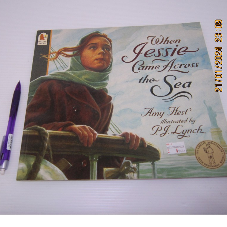 「二手書」Walker When Jessie Came Across the Sea 英文繪本 Amy Hest | 蝦皮購物