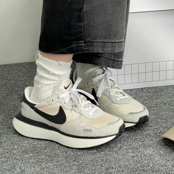 NIKE 休閒鞋 PHOENIX WAFFLE 燕麥灰 小SACAI 反光 麂皮 女 FD2196-100 | 蝦皮購物