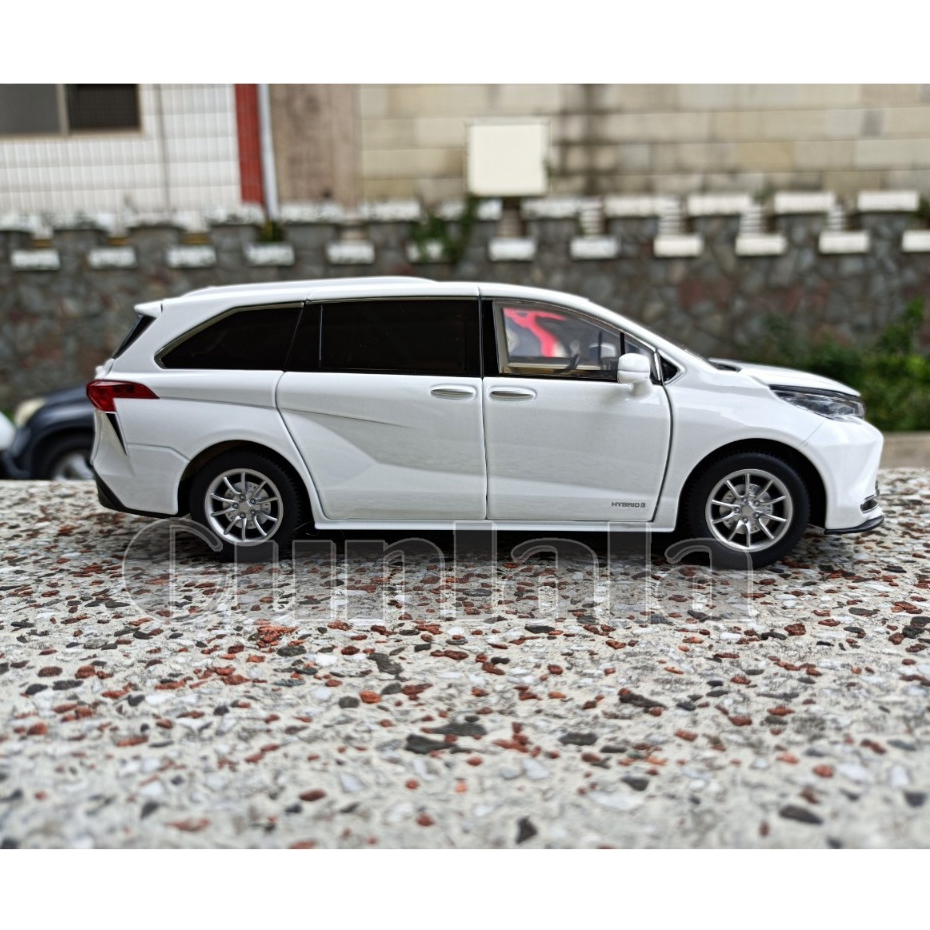Toyota Sienna 2.5 Hybrid 1:24模型車 豐田 MPV 油電 TNGA | 蝦皮購物