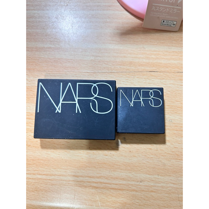 NARS 裸光蜜粉餅 crystal(小白餅/定妝蜜粉)3g | 蝦皮購物