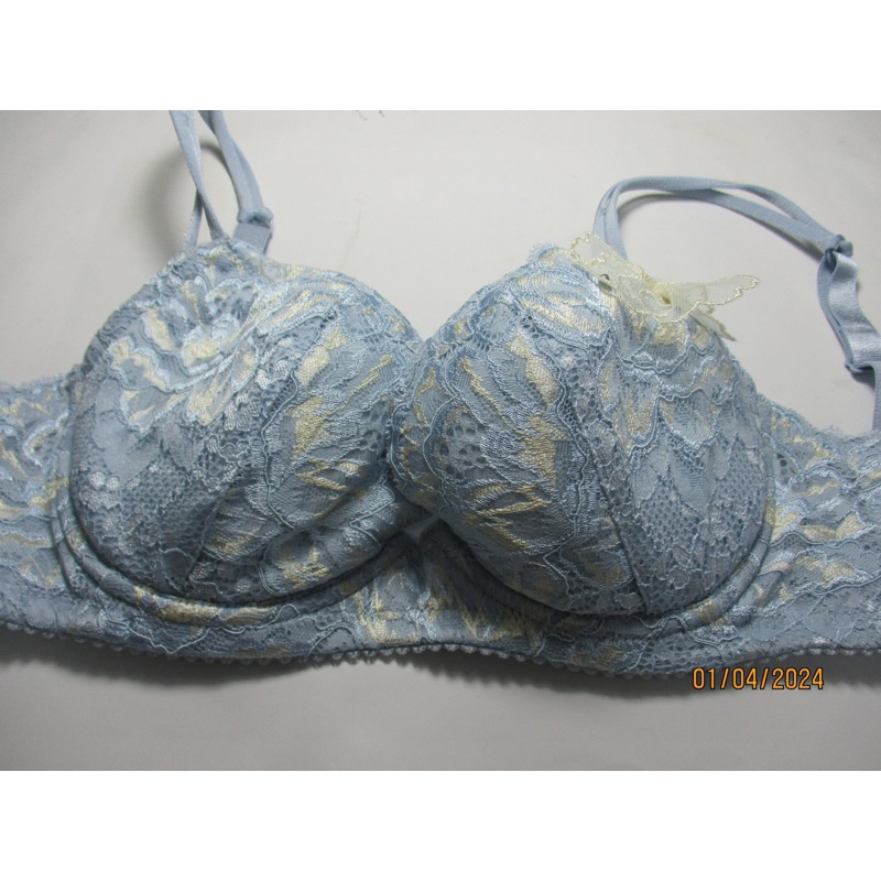 華歌爾 PARFAGE 內衣 尺寸：E65，購買前請詳讀商品描述。 | 蝦皮購物