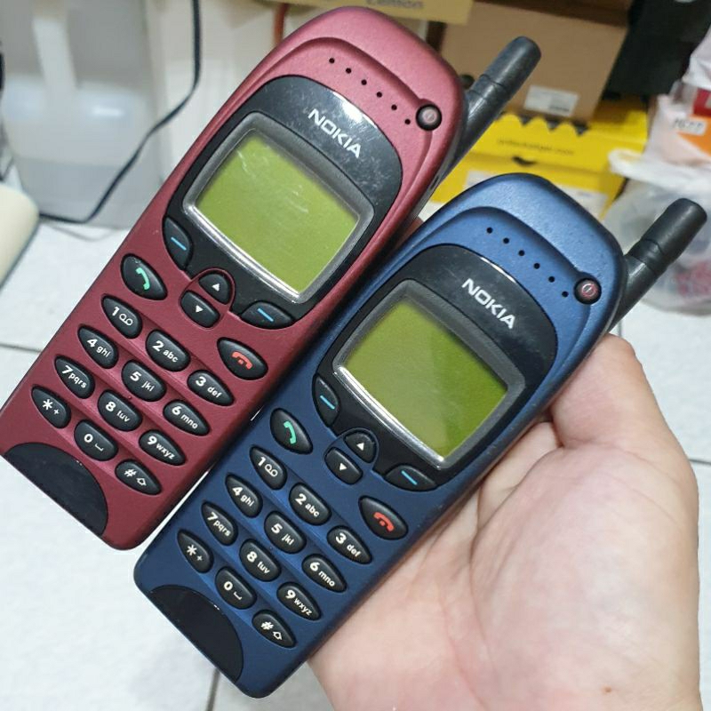 出清經典收藏 Nokia 6150 紅藍兩色 中文雙頻機種 1998年陸地上最強的手機 外觀約9成新 附電池 | 蝦皮購物