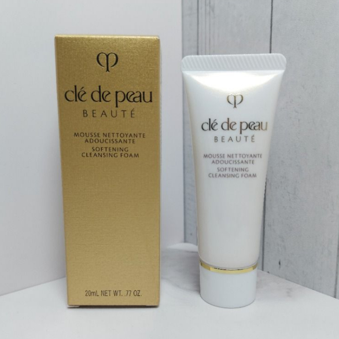 正品小樣 便攜裝 CPB 肌膚之鑰 泡沫洗面乳20ml 清爽 滋潤版 小樣試用裝 縮小版 Mini | 蝦皮購物