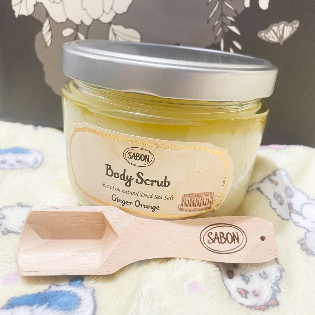 【地精小舖】現貨 專櫃正品 贈送原廠木勺 SABON 身體磨砂膏 600g 經典 PLV 西西里柑橘 白茶 以色列綠玫瑰 | 蝦皮購物