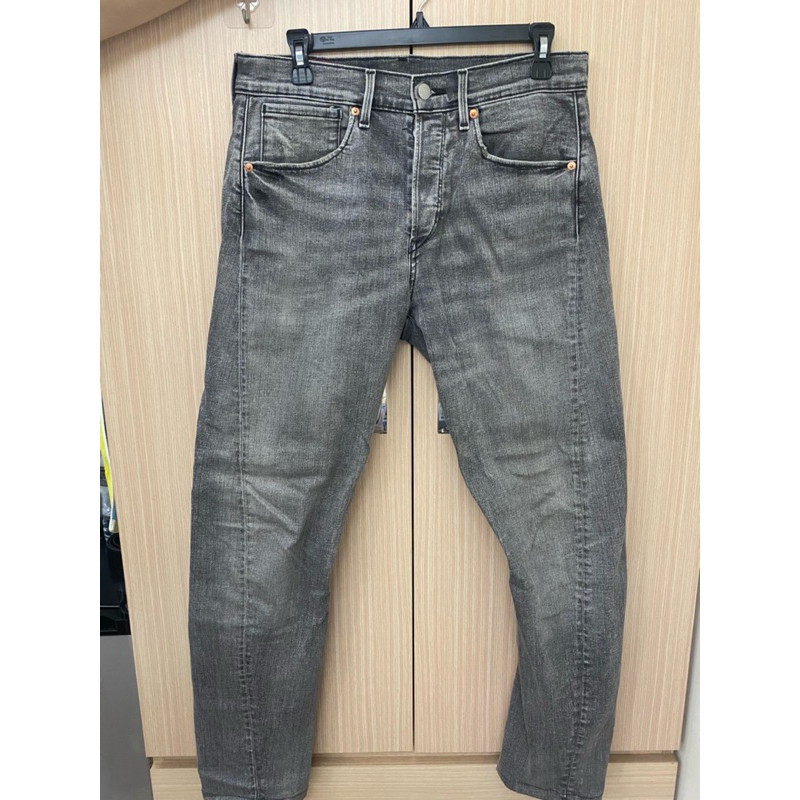 轉賣 Levi's 紅標 LEJ 502 牛仔褲 水洗灰 W30 L32男款（實拍 | 蝦皮購物
