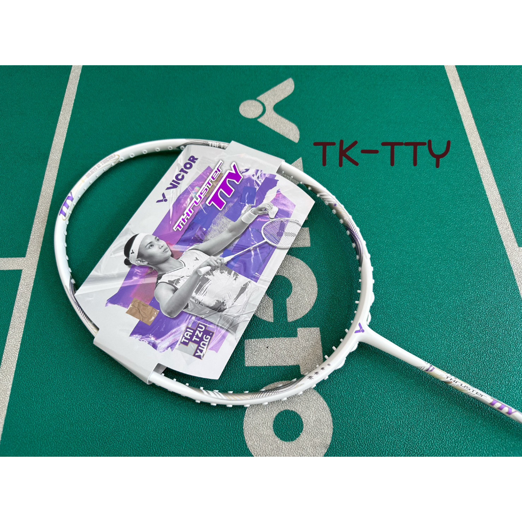 良辰擊時 VICTOR 勝利 TK-TTY A珠光白 (免運) 戴資穎專屬球拍 突擊 TK-TTY 羽球拍 TKTTY | 蝦皮購物