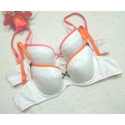【奧黛莉~18eighteen】吸汗棉質內衣【4658】~75B,75C,80B.80C~白底橘邊,白底粉紅邊 | 蝦皮購物