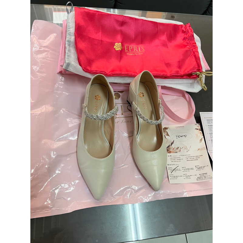 （9.9成新）EPRIS 艾佩絲 可拆卸鑲鑽繫帶 多種穿法仙女 透氣羊皮 低跟瑪莉珍鞋 尺寸39 免運 | 蝦皮購物