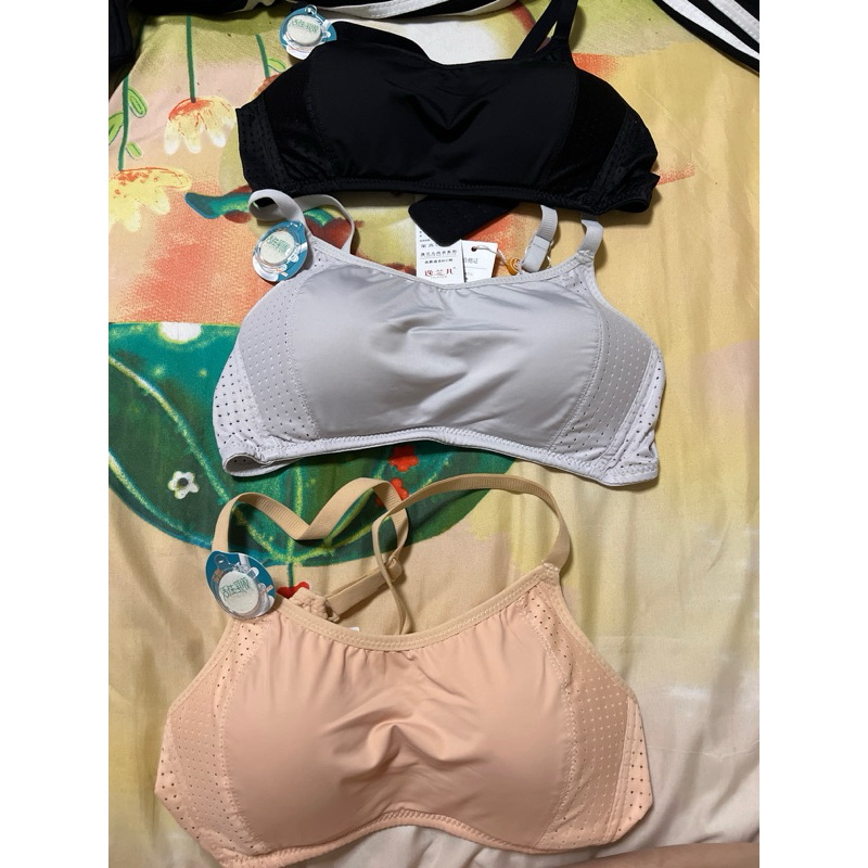 全新無鋼圈內衣/尺寸38/85BC/全薄杯 | 蝦皮購物