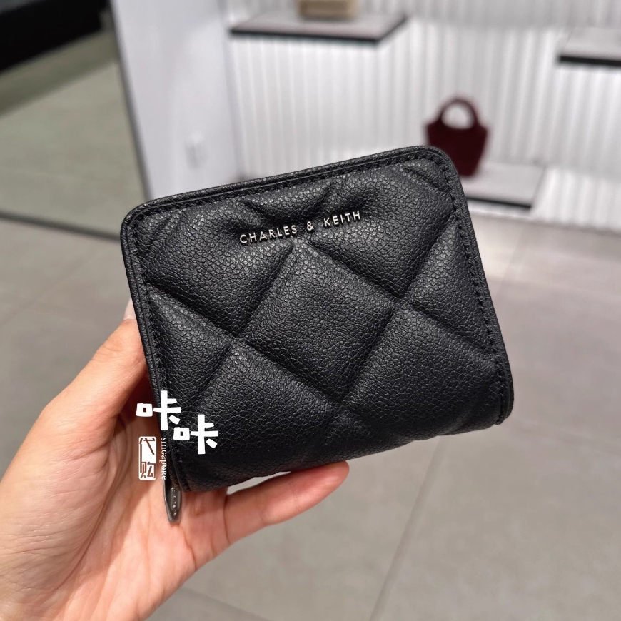 CHARLES&KEITH新加坡限定小CK6-10701345女菱格軟面拉鏈短款錢包專櫃代購皮夾短夾零錢包 | 蝦皮購物