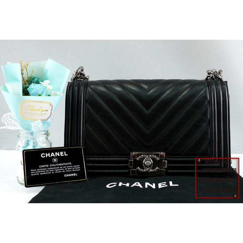 優買二手精品名牌店 CHANEL A67086 BOY 25 COCO V字紋山形紋人字紋黑色小牛皮銀鍊 斜背包美品 | 蝦皮購物