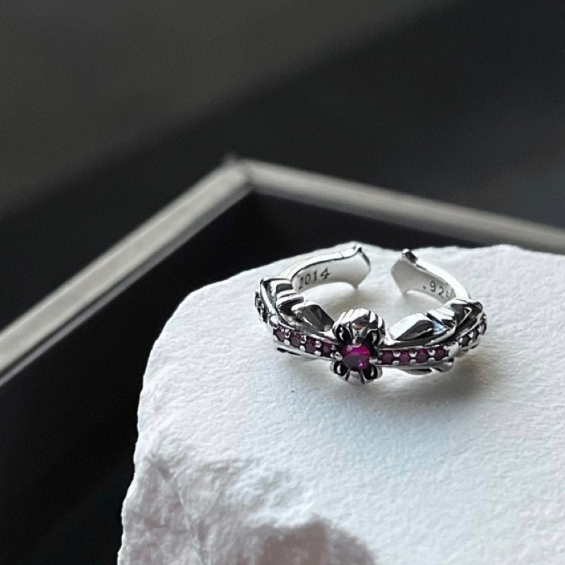 紅石榴鑲石 經典鳶尾尾戒 十字花戒指 s925銀 指環 | 蝦皮購物