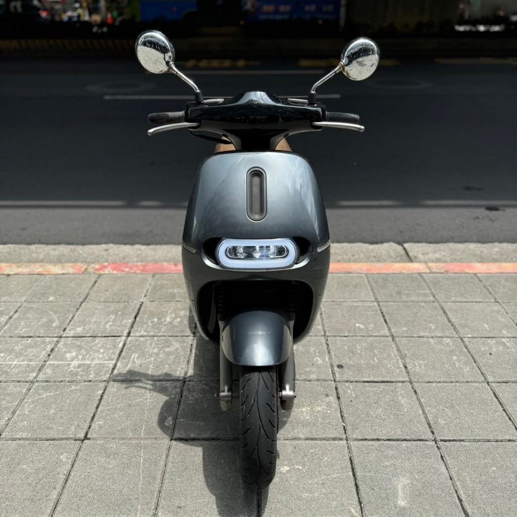 (貳輪嶼二手機車-新北中和店) 2018年 GOGORO 2 DELUXE #3097 | 蝦皮購物