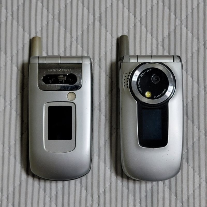 SHARP GX-31 / T300 經典折疊機 日本手機 絕版 | 蝦皮購物