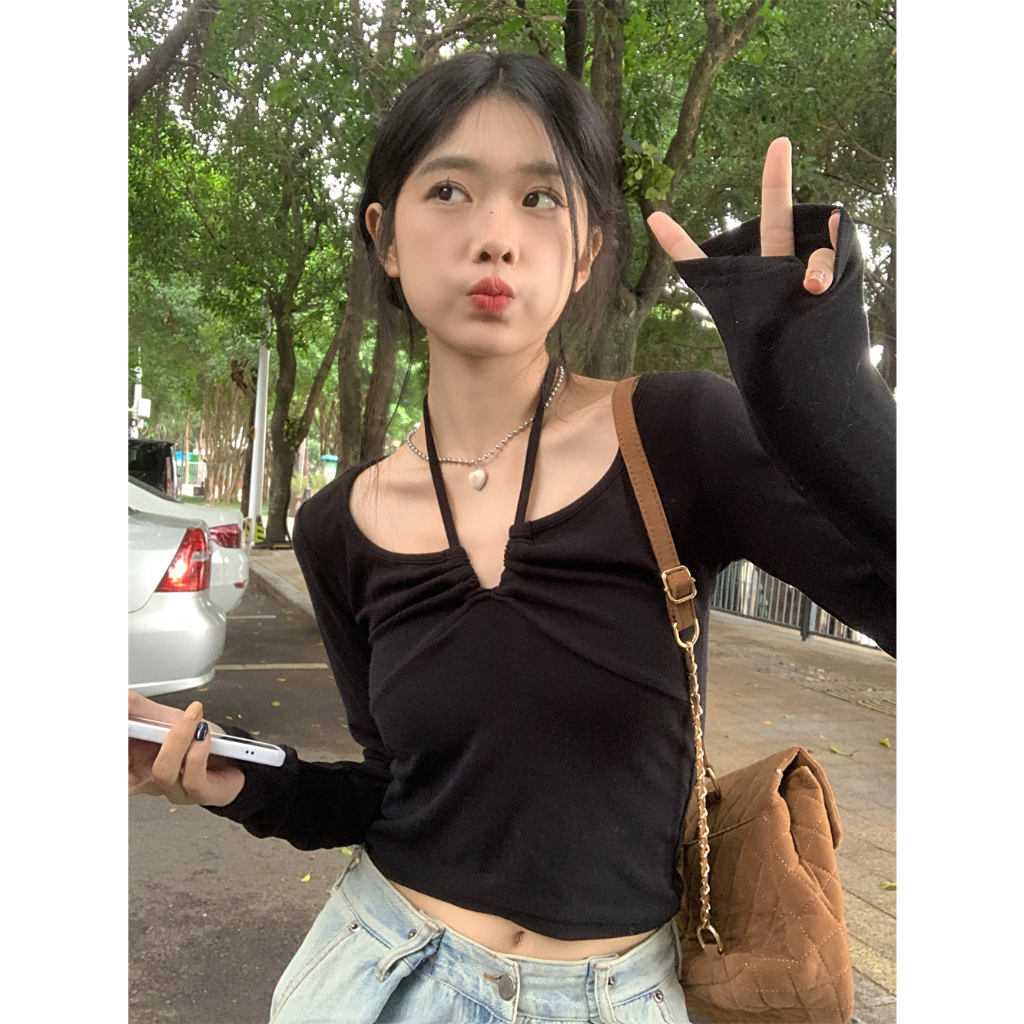 【太妮絲Q176】現貨 韓系 純欲風 掛脖長袖上衣 多種穿法 綁帶上衣 性感 Y2K V領 長 | 蝦皮購物