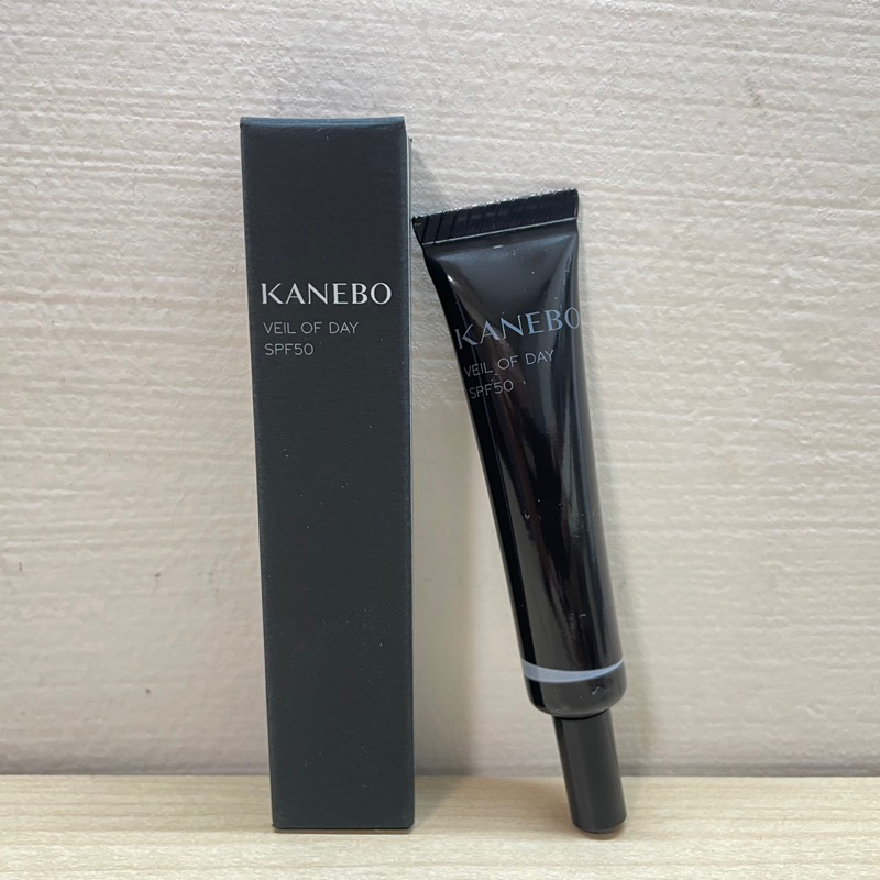 KANEBO 隱形水膜日間庇護精華凝乳 5g 全新 | 蝦皮購物