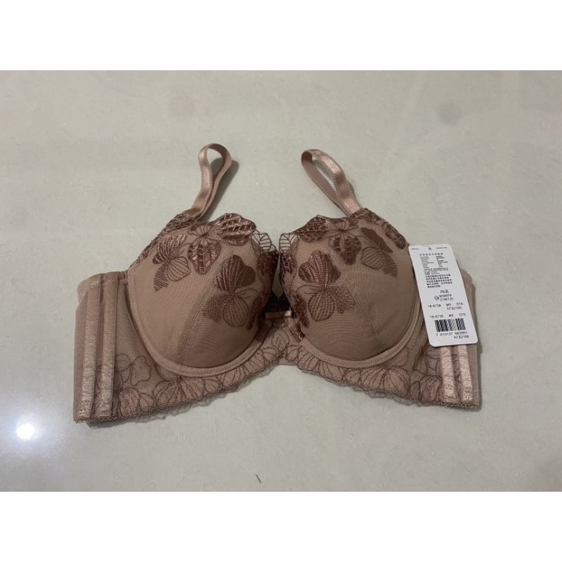 黛安芬Triumph內衣 真愛系列70C，70D | 蝦皮購物