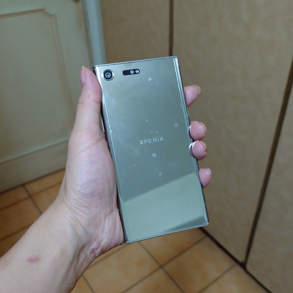 【二手】Sony Xperia XZ Premium (XZP, G8142) 銀色 | 蝦皮購物
