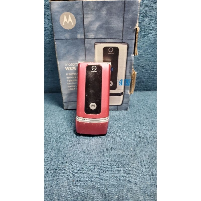 Motorola W375折疊手機。能正常開機。電池已不續電。收藏用。 | 蝦皮購物