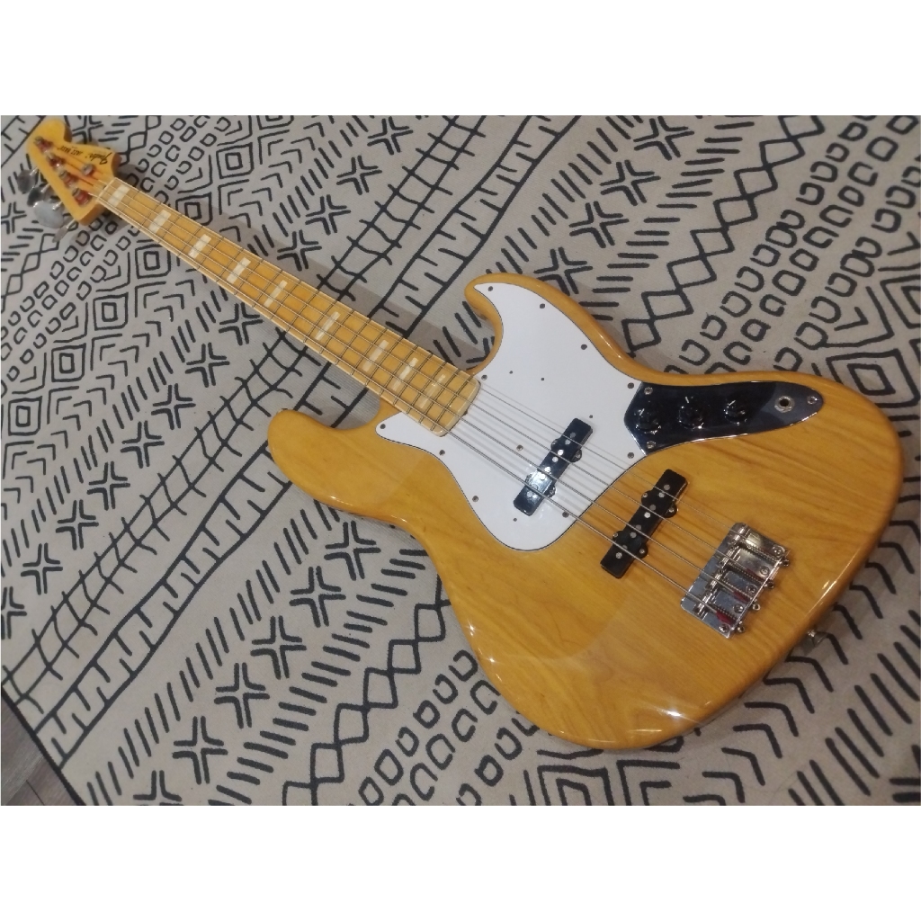 Fender Japan Vintage JB75 Jazz Bass | 蝦皮購物