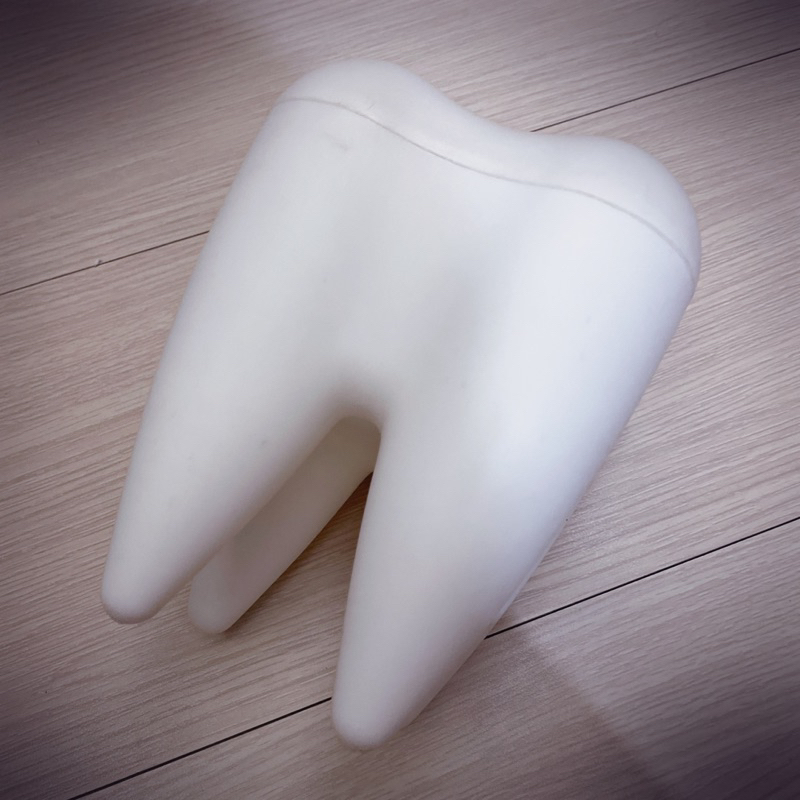 《二手出清》Propaganda Sweet Tooth 設計小物 牙齒造型糖果盒 收納盒 白 | 蝦皮購物