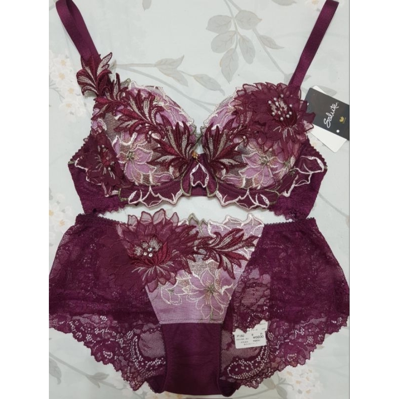 莎露 Salute 日本製 現貨專區 尺寸約70C 75C | 蝦皮購物