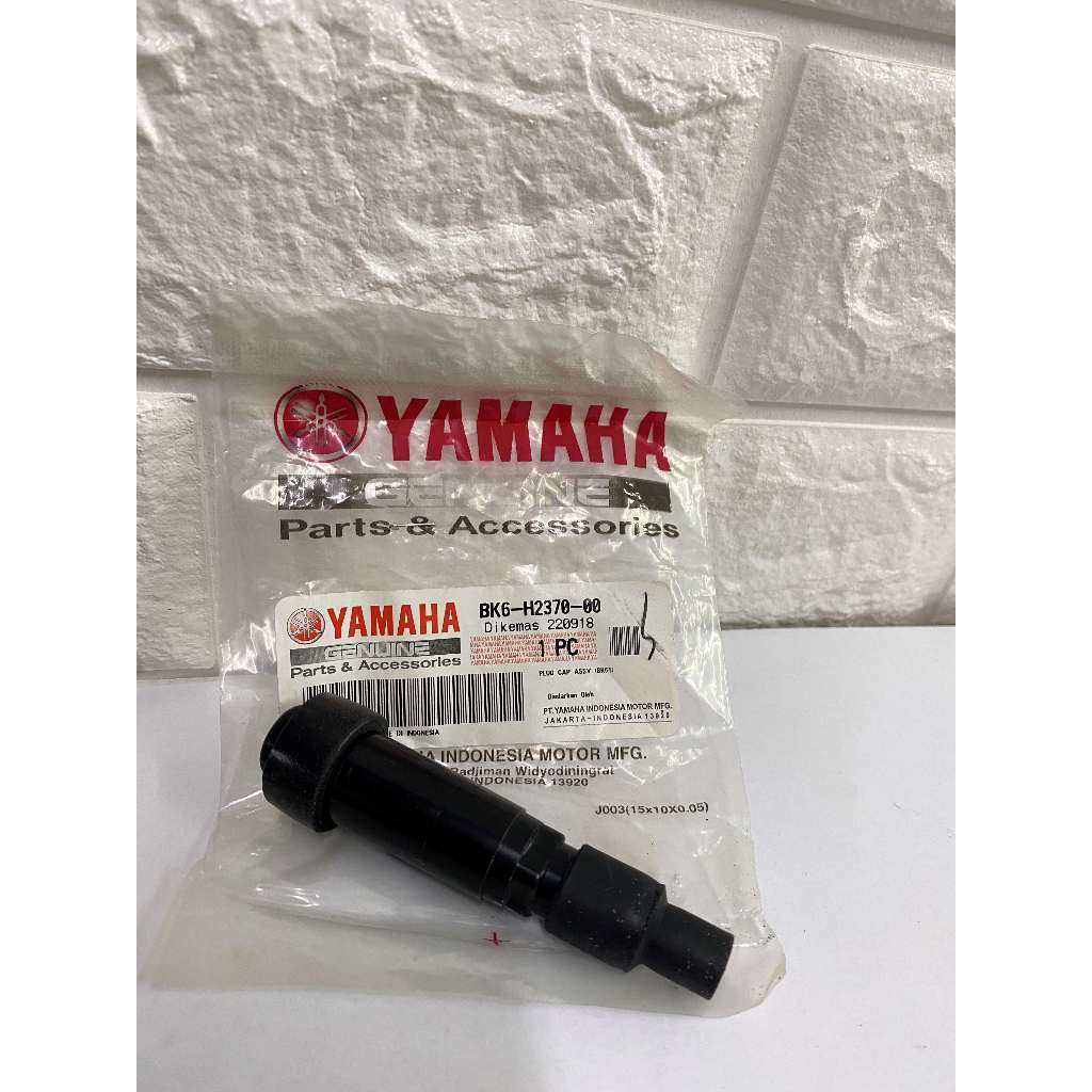 YZF-R155 R15 V3 倒叉版 原廠 火星塞帽 BK6-H2370-00 | 蝦皮購物