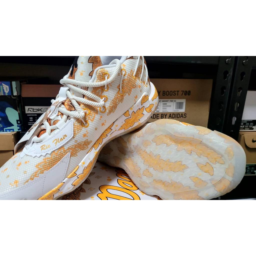 (免運)(全新)(US12) ADIDAS DAME 7 FY2802 籃球鞋 避震 輕盈 白 金 | 蝦皮購物