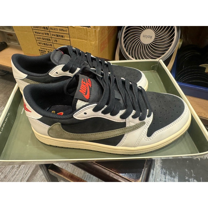 Air Jordan 1 休閒鞋 x Travis Scott W Olive 聯名 橄欖綠 倒鉤 DZ4137-106 | 蝦皮購物