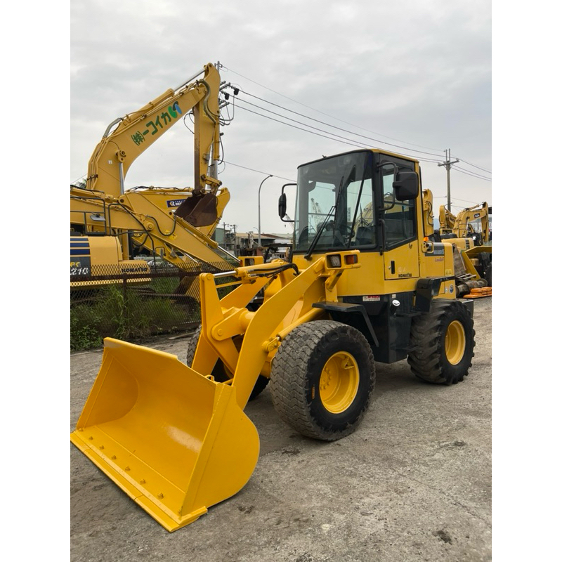 KOMATSU WA80-3 鏟裝機/裝載機/挖土機/挖掘機 | 蝦皮購物