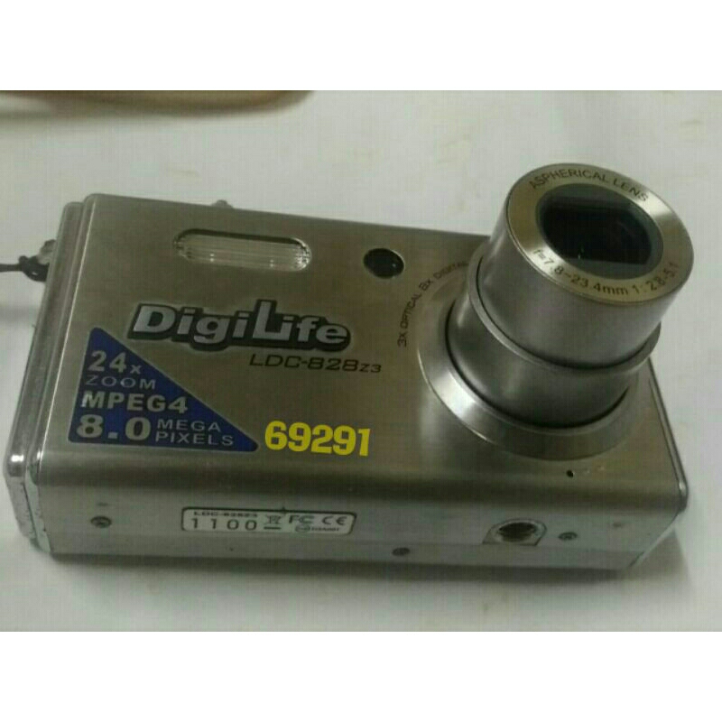 DigiLIFE數位相機~使用SD記憶卡金屬機身功能正常螢幕有小黑點，數位相機，相機，攝影機~D牌數位相機 | 蝦皮購物