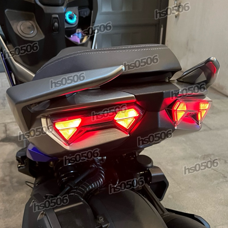 送刮板🔥SYM DRGBT 二代 DRG2 保護貼🔥犀牛皮保護貼 大燈 方向燈 日行燈 尾燈 卡夢貼 儀表板保護貼 | 蝦皮購物