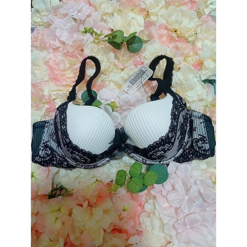 【La Felino】羅絲美愛戀凱特U型款蕾絲80B=36B/80C=36C單內衣( 戀人黑)【82021-99】 | 蝦皮購物