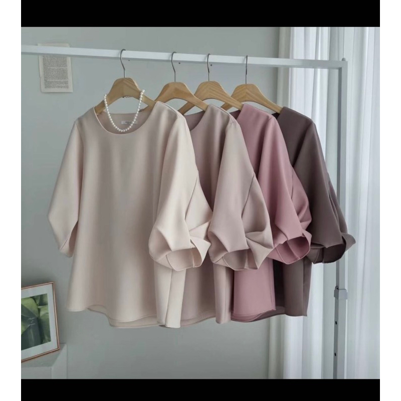 韓國進口 sooni正韓上衣 兩色可選 氣質高雅風格 特價中 | 蝦皮購物