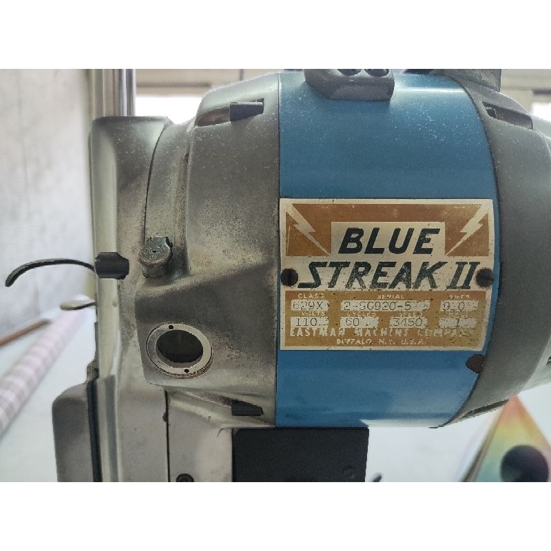 EASTMAN伊士曼直刀裁剪機 Eastman Blue Streak II 電剪裁剪機裁床電剪刀裁布自動磨刀8英吋 | 蝦皮購物