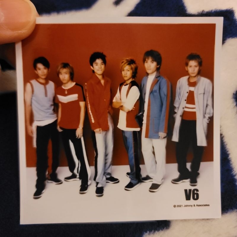 V6 TC CC POP UP STORE 正方形寫真拆售區 | 蝦皮購物