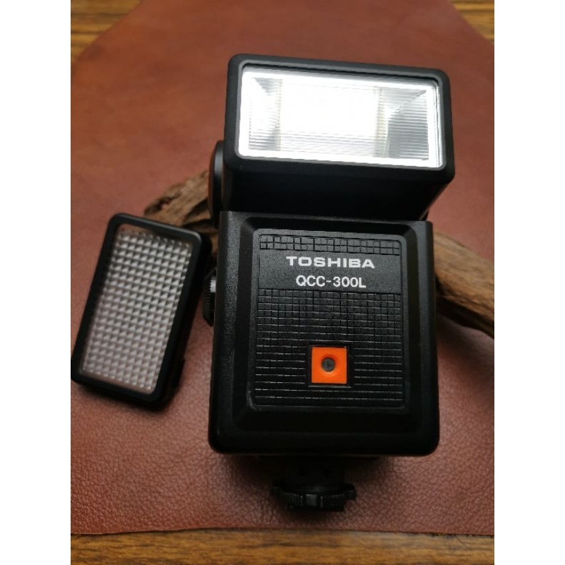 Toshiba QCC-300L單點閃燈，底片機閃燈，日本製閃燈 | 蝦皮購物