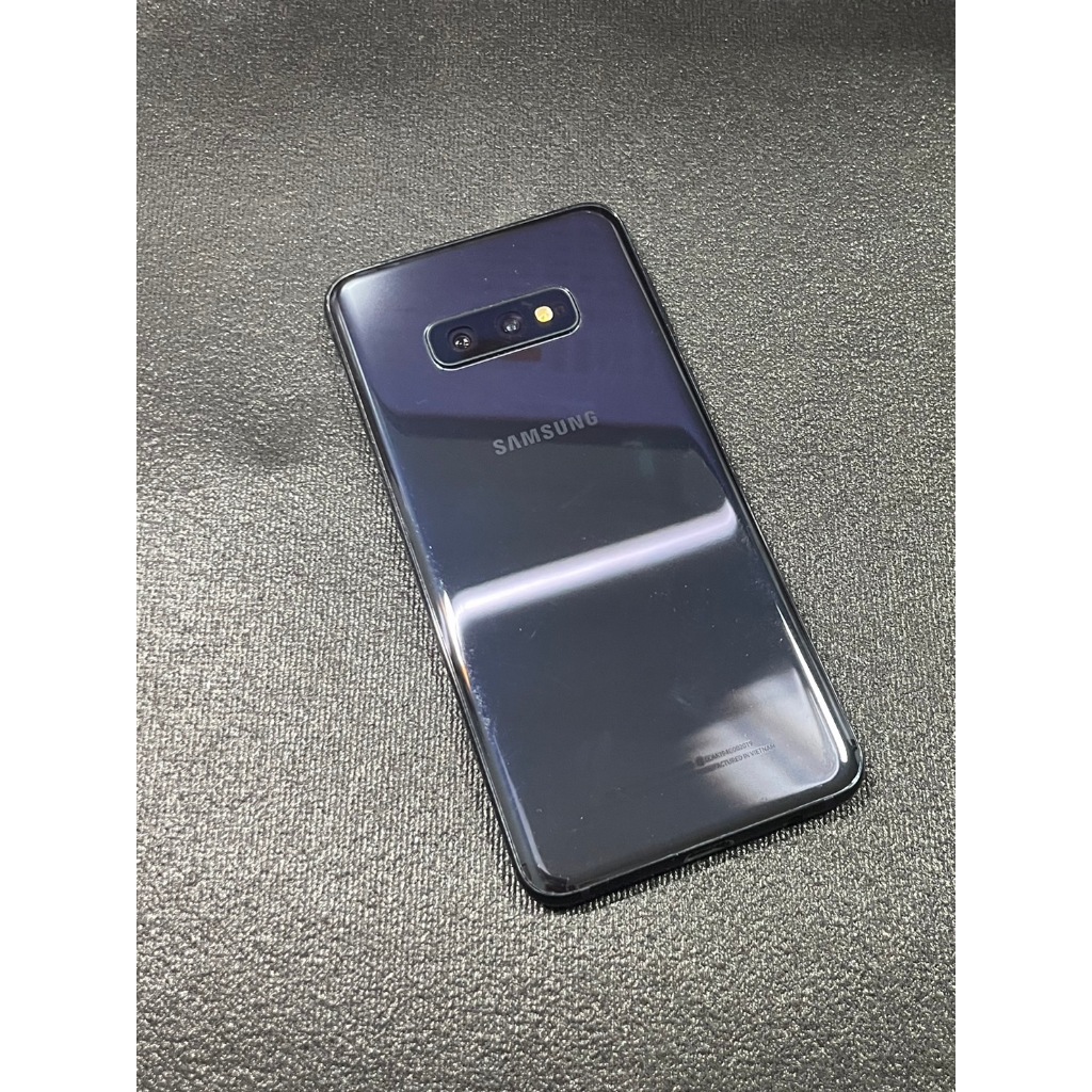 【有隻手機】三星 G970F Galaxy S10e 6G/128G 絢光黑(邊框都有刮傷掉漆)-二手使用過的手機 | 蝦皮購物