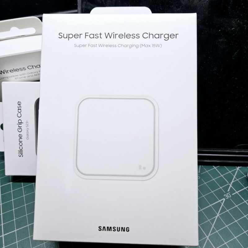 SAMSUNG原廠 15W無線閃充充電板組 EP-P2400 (內附25W充電器+雙Type C線)-黑色 | 蝦皮購物