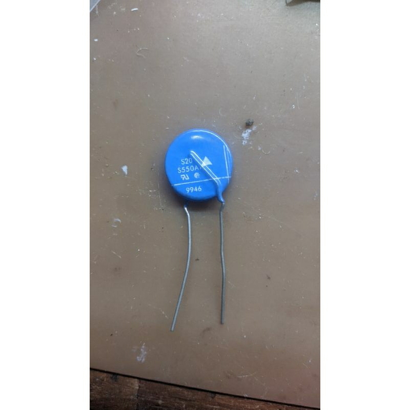 (全新) S20K550 550Vac 突波吸收器/壓敏電阻 | 蝦皮購物