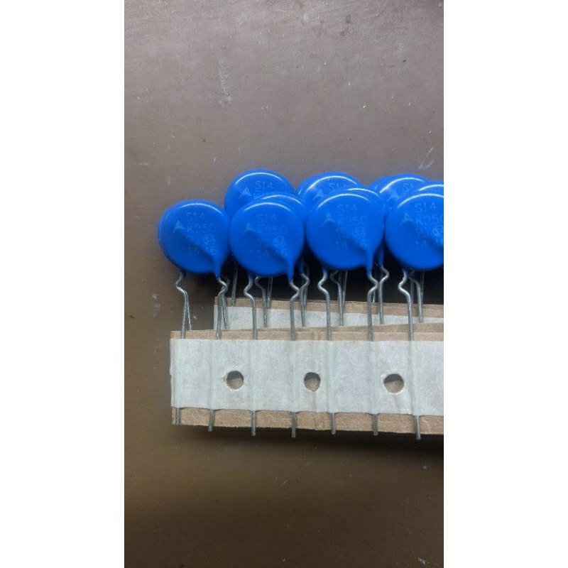 (全新) S14K250 250Vac 突波吸收器/壓敏電阻 | 蝦皮購物