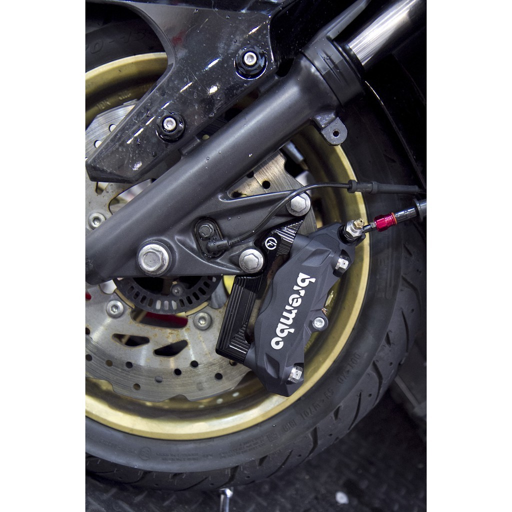 🚚 CF部品🚚 FORCE SMAX輻射卡鉗座 abs適用 輻射 卡座 100MM孔距 M50 1098 AK550 | 蝦皮購物