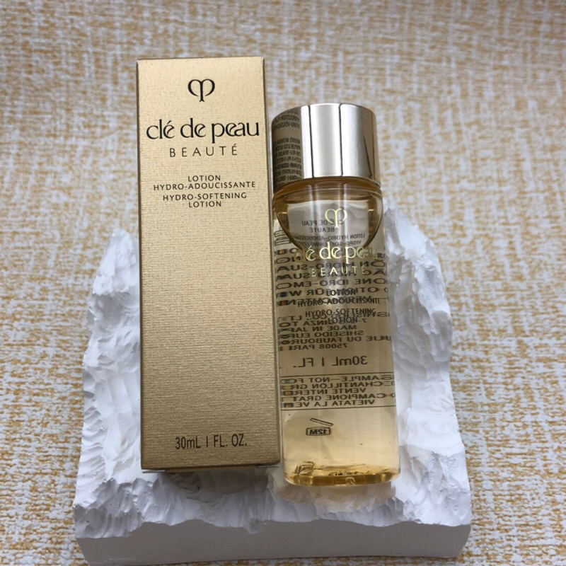 cle‘ de peau肌膚之鑰CPB 精萃光采柔潤保濕露 30ml 專櫃小樣 中樣 現貨 Q版 試用裝 有盒 | 蝦皮購物