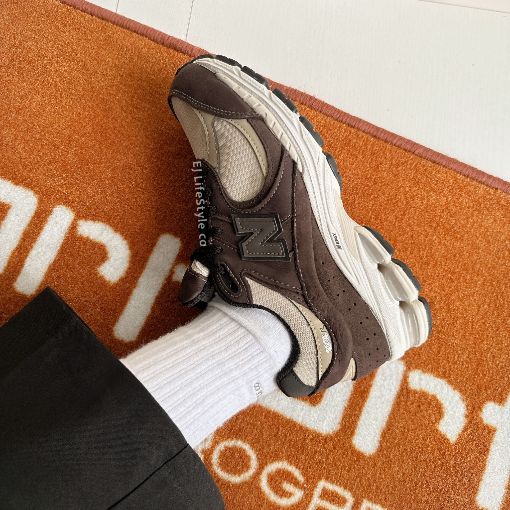 -EJ- NEW BALANCE 2002R NB GORETEX 可可拿鐵 大地色 紅棕 奶茶色 男鞋 M2002RX | 蝦皮購物