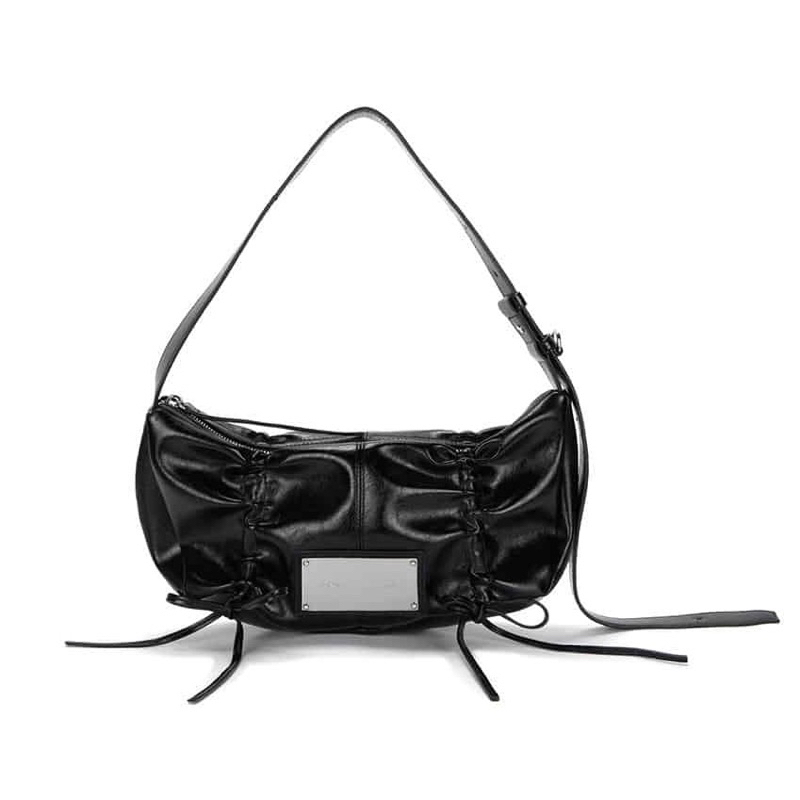 現貨//Matin Kim 蝴蝶結 皮革半月包 肩背包 | 蝦皮購物