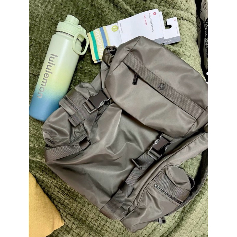 好評如潮 台灣出貨 高品質 輕便 防水 多功能瑜伽包 後背包 14L 25L 多色 | 蝦皮購物