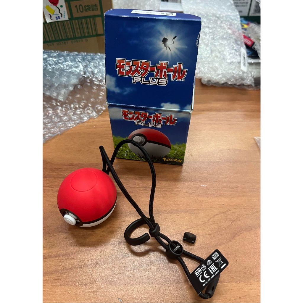 Switch 二手 神奇寶貝 寶可夢 Let's Go！ PLUS 精靈球 皮卡丘 伊布 | 蝦皮購物